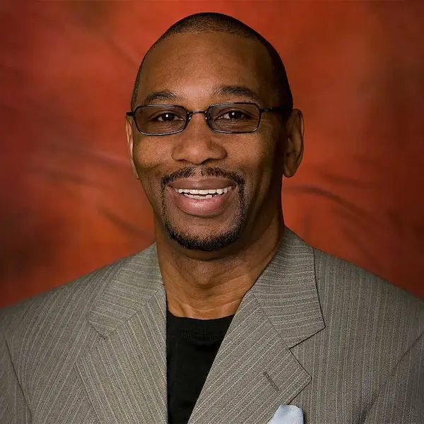 Motivational speaker Larry Miller | Aurum Speakers
